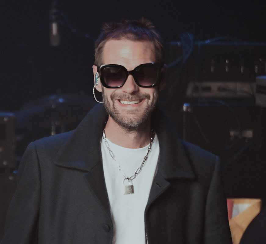 Tom Meighan (acoustic) - Docks Academy